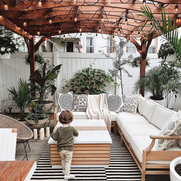 44 Awesome Outdoor Patio Decorating Ideas