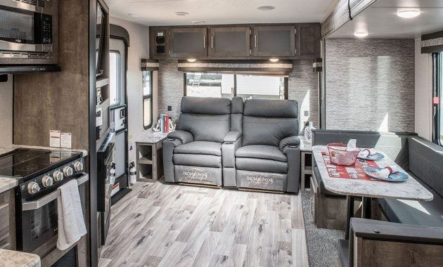 38 Amazing Rv Living Room Decorating Ideas For Comfortable Trip ...
