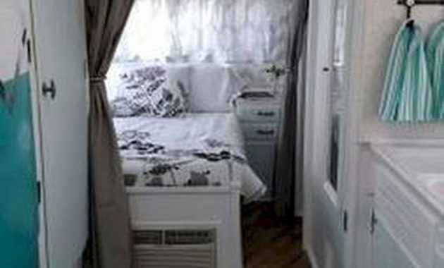 46 Elegant Airstream Decorating Ideas For Comfortable Holidays Trip ...