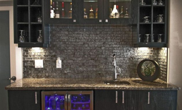 45 Gorgeous Minibar Designs Ideas For Your Kitchen - BESTHOMISH