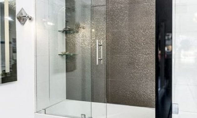 39 Amazing Small Glass Shower Design Ideas For Relaxing Space - BESTHOMISH