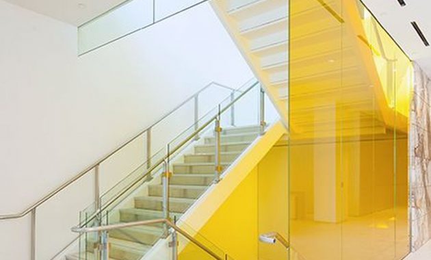 49 Glass Railing Divider Designs - BESTHOMISH