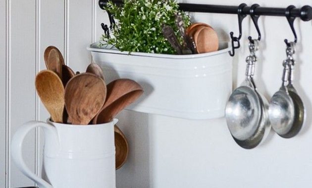 50 Lovely Kitchen Rack Design Ideas For Smart Mother - BESTHOMISH