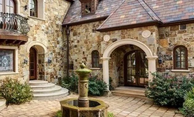 40 Pretty Stone House Design Ideas On A Budget - BESTHOMISH