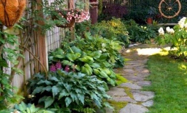 46 Rustic Front Yard Landscaping Ideas - BESTHOMISH