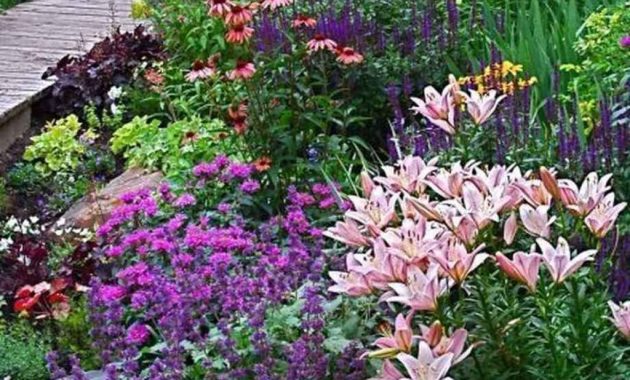46 Astonishing Backyard Landscaping Ideas With Flower To Try - BESTHOMISH