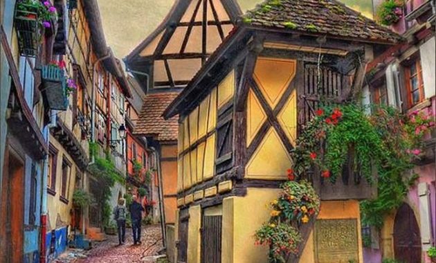 50 Picturesque Village Photos From Around The World - BESTHOMISH