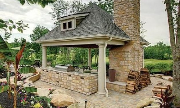 47 Relaxing Outdoor Fireplace Designs For Your Garden - BESTHOMISH