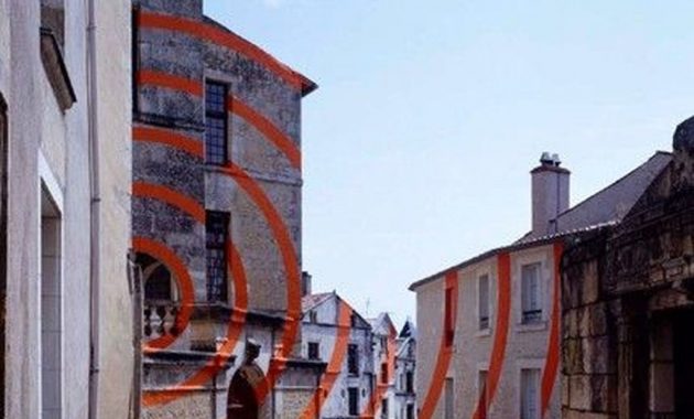 47 Unbelievable Public Architectural Optical Illusions - BESTHOMISH