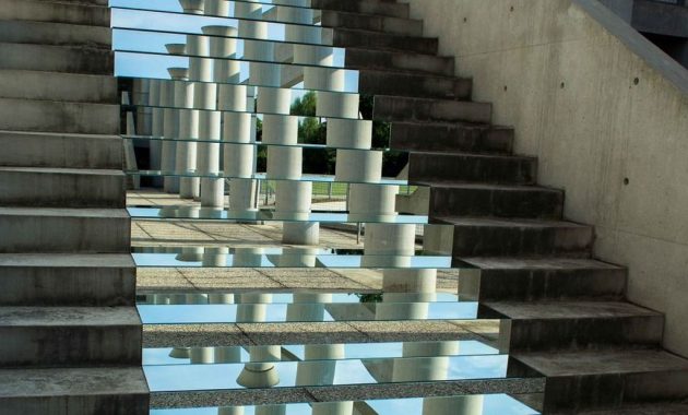 47 Unbelievable Public Architectural Optical Illusions - BESTHOMISH