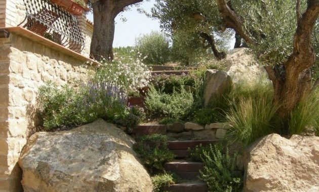 41 Ideas For Your Garden From The Mediterranean Landscape Design ...