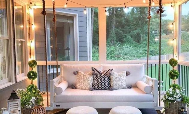 41 Cozy Porch Decoration Ideas - BESTHOMISH