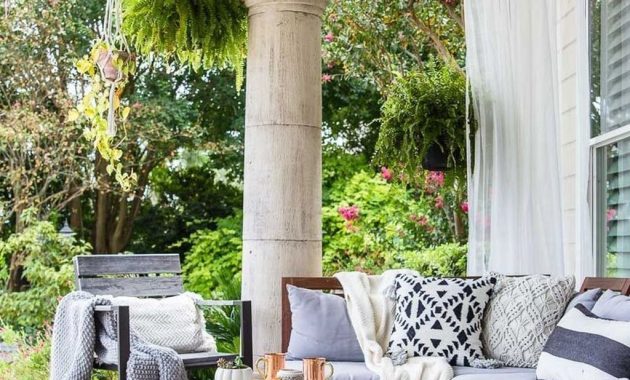 41 Cozy Porch Decoration Ideas - BESTHOMISH