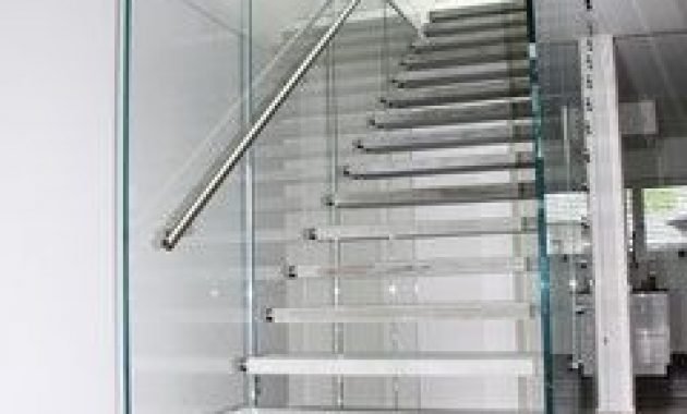 40 Awesome Flying Stairs Ideas - BESTHOMISH