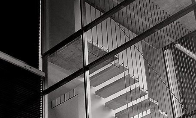 40 Awesome Flying Stairs Ideas - BESTHOMISH