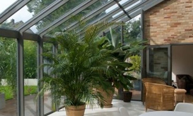 40 Luxury Glasses House Ideas - BESTHOMISH