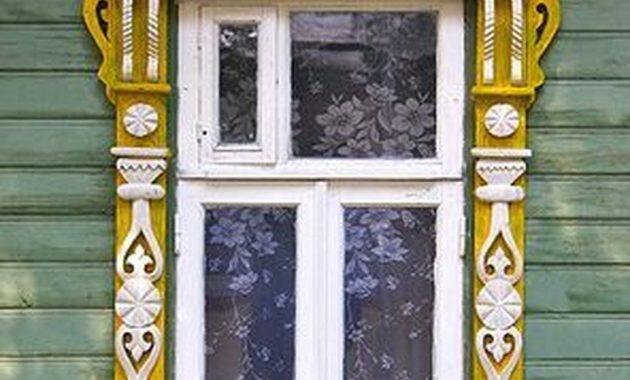 43 Elegant Carved Wood Window Ideas
