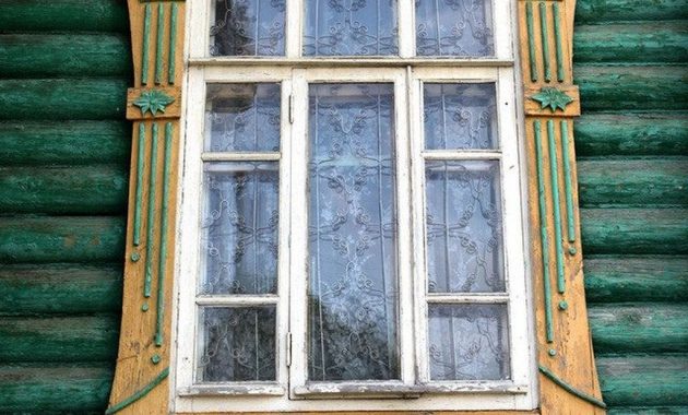 43 Elegant Carved Wood Window Ideas - BESTHOMISH