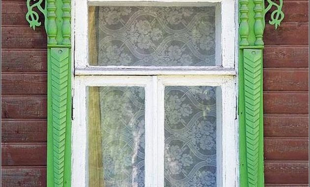 43 Elegant Carved Wood Window Ideas - BESTHOMISH