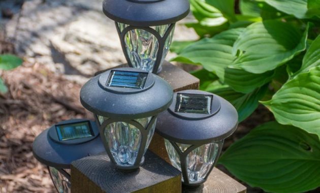 37 Cute Solar Garden Decoration Ideas - BESTHOMISH