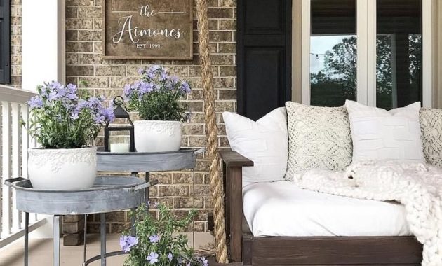 27 Unique Porch Decoration Ideas - BESTHOMISH